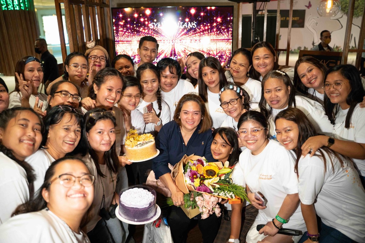 Respected actress Sylvia Sanchez celebrates 10 years with her fans ...