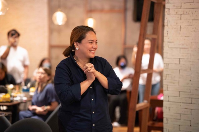 Respected actress Sylvia Sanchez celebrates 10 years with her fans ...
