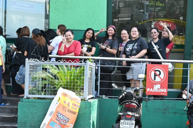Puregold welcomes hordes of fans as OPM Con Generations ticket selling ...